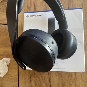 Sony Pulse Elite Wireless Over Ear Gaming Headset with Connection ...