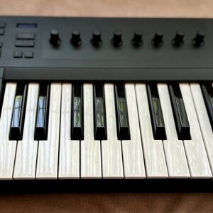 Alesis Midi Keyboard V with 61 Keyboard Black | Skoop by Skroutz