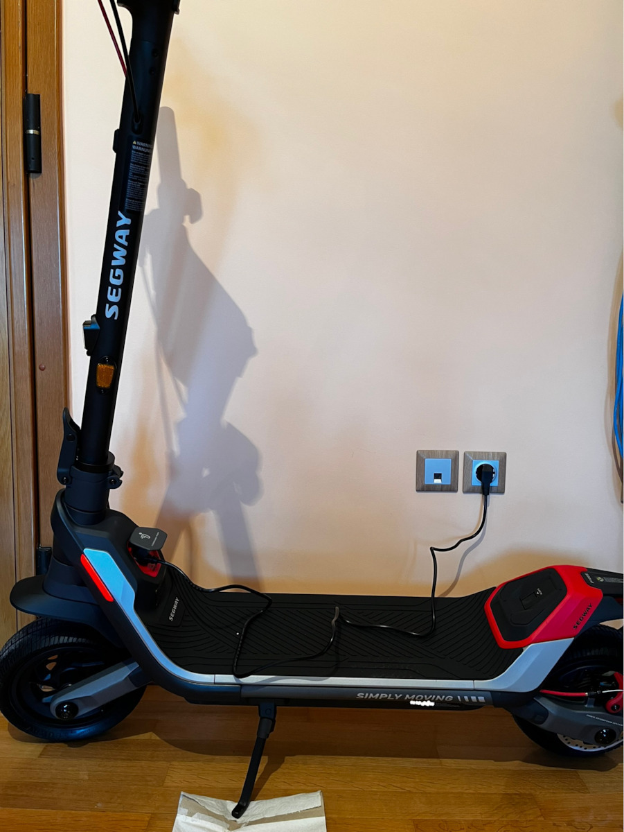 Segway Ninebot P100SE Ηλεκτρικό Πατίνι με 25km/h Max Ταχύτητα και 100km ...