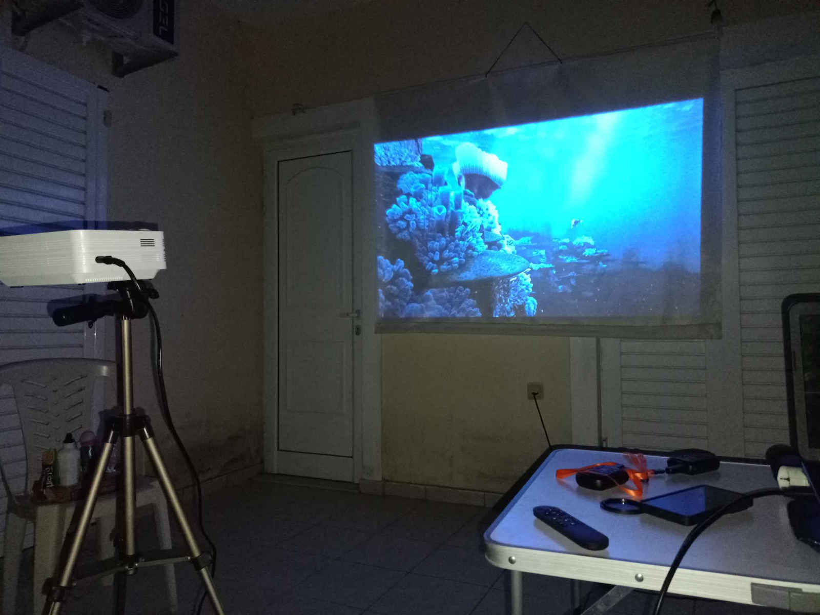 Andowl Q-A17 Mini Projector DLP Λάμπας LED με Ενσωματωμένα Ηχεία ...